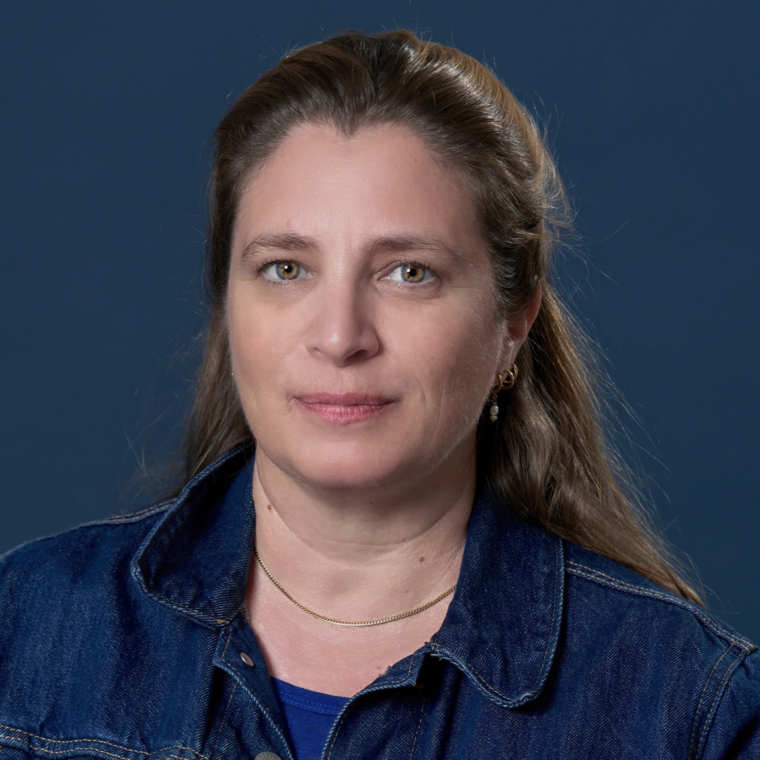 ISABELLE DI COSTANZO